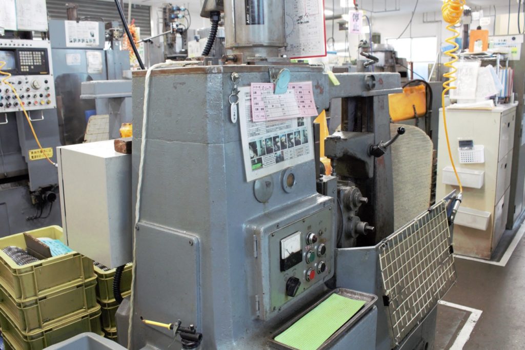 Hob machine | kokuratetsudo | Bevel gears